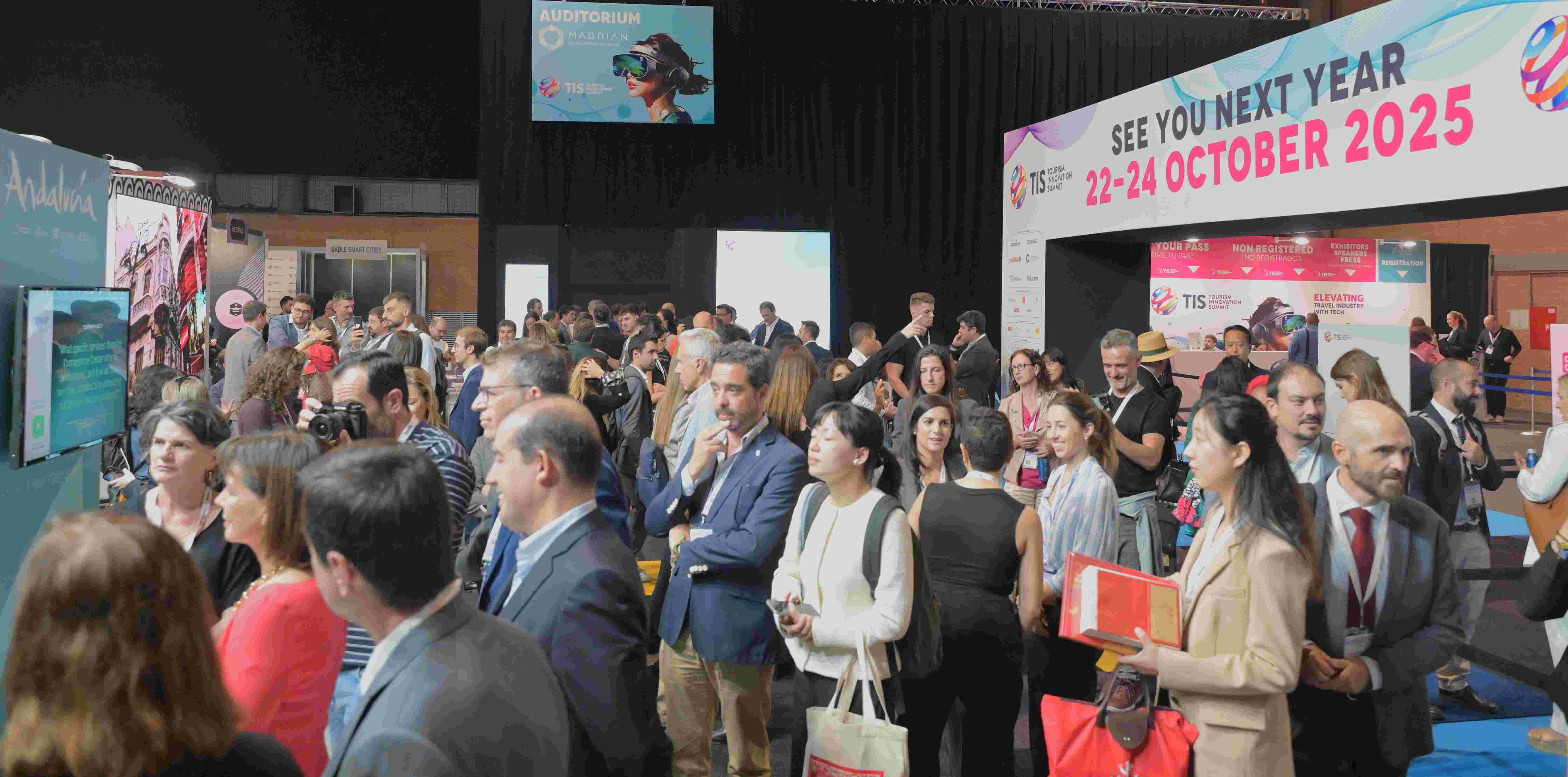 TIS 2025 y AEDH refuerzan compromiso con la innovación hotelera y la sostenibilidad | Caribbean ...